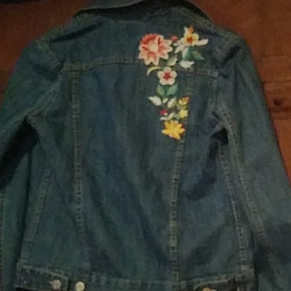 GAP | Jackets & Coats | The Gap Denim Floral Jean Jacket | Poshmark